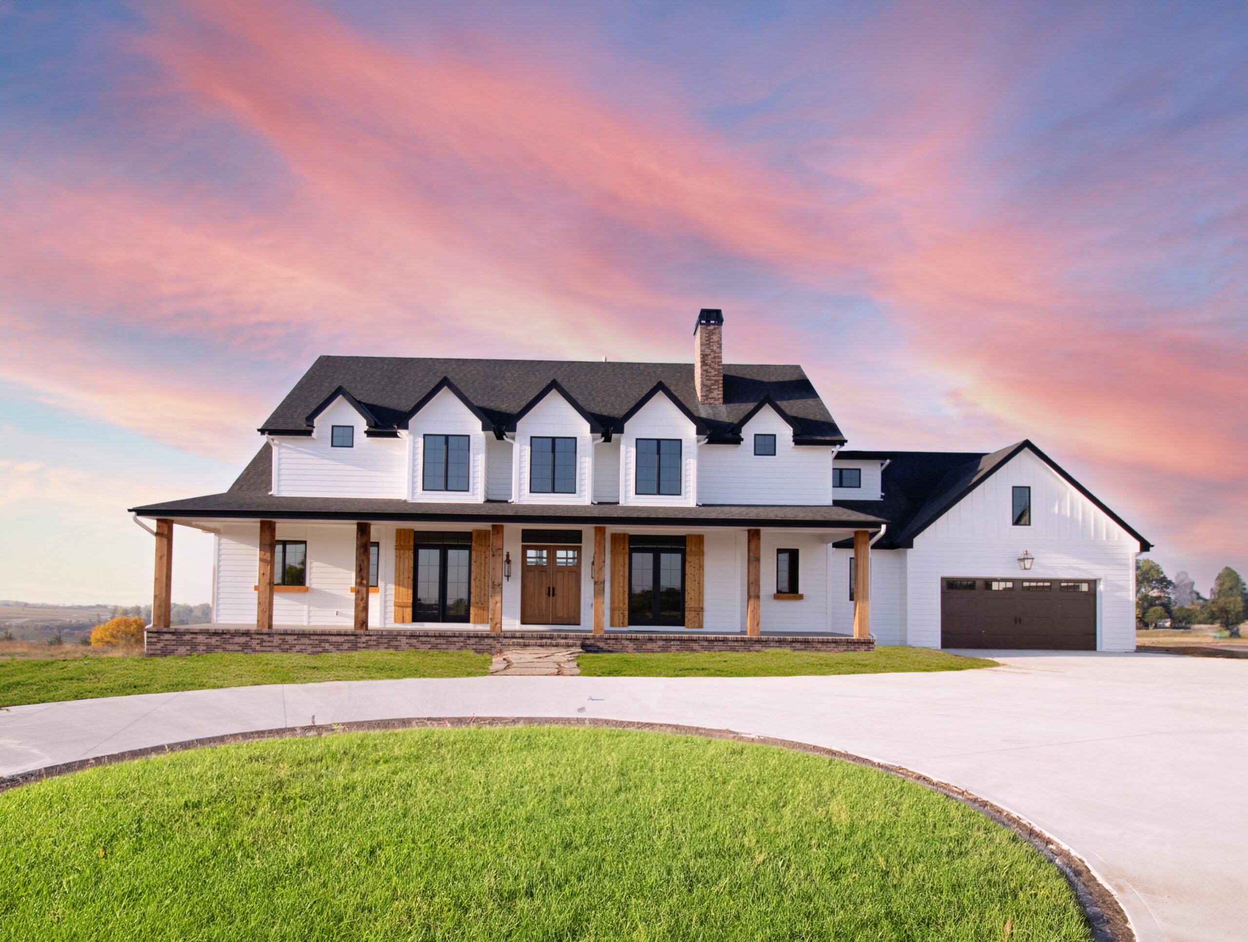 Modern Farmhouse Project Overlooking Lonergan Reservoir - Pella Windows ...