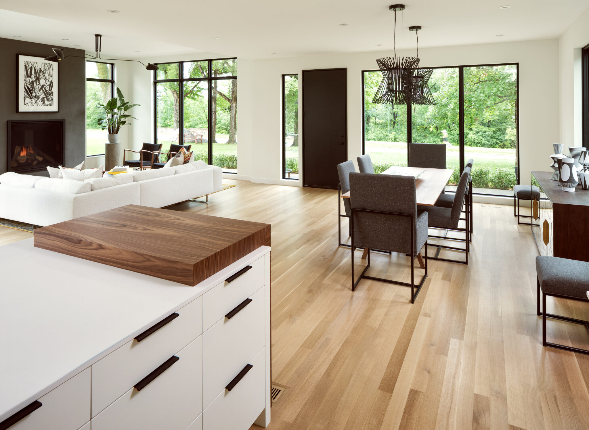 Mid-Century Modern Exterior Renovation Ideas for Every Home - Pella ...