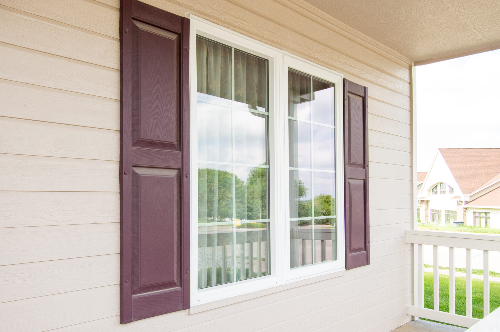 Vinyl Windows Update in The Willows Neighborhood - Pella Windows ...