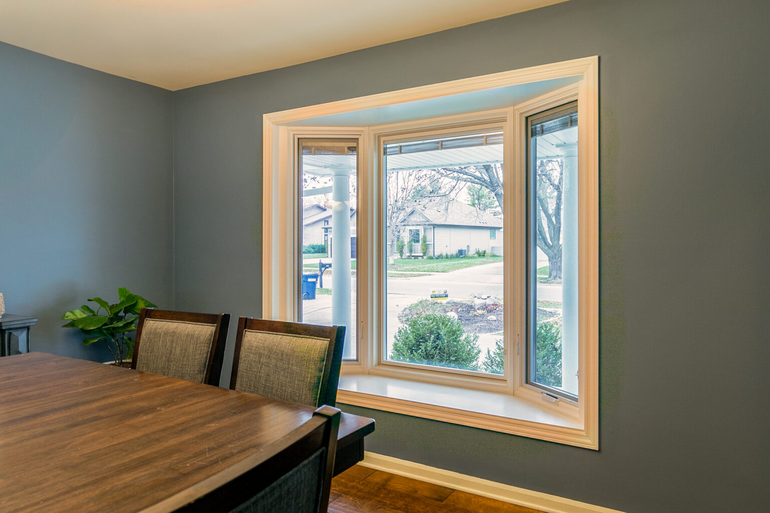 Rolling Hills Home Upgraded with Pella Lifestyle Series Windows and ...